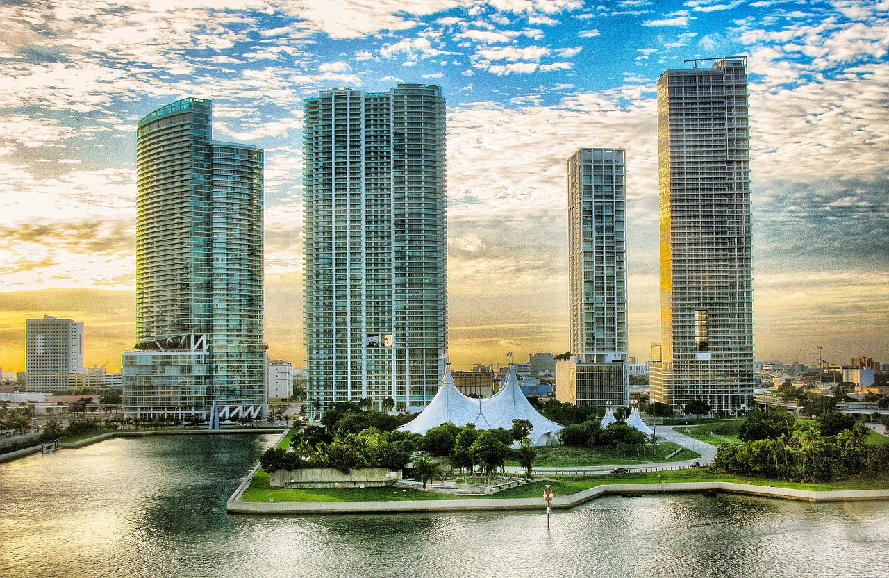 Who Lives on Fisher Island? The Ultimate Guide to Fisher Island Miami ...